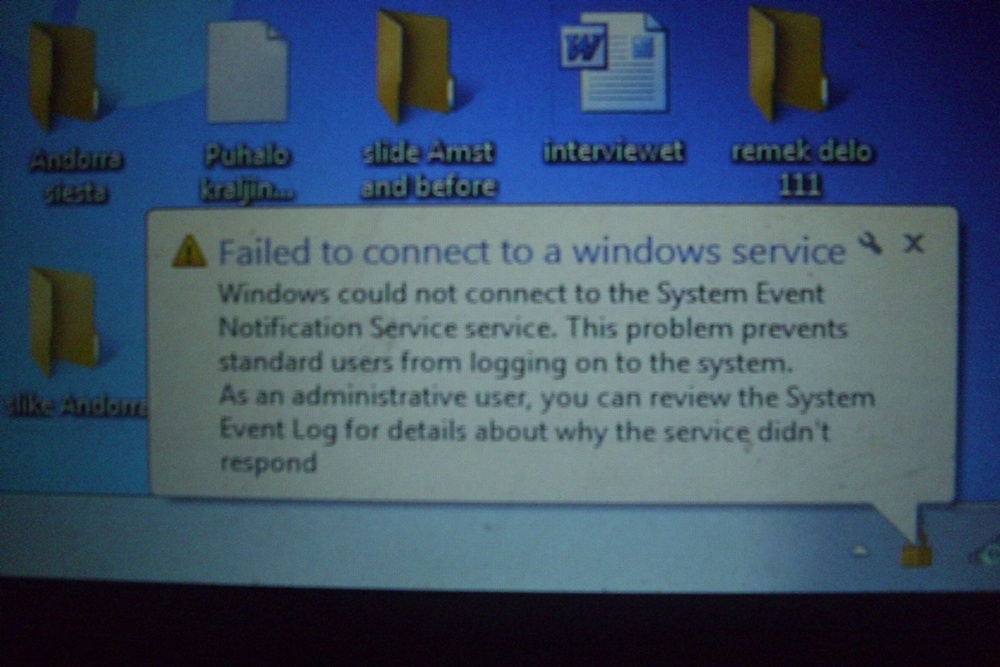 Topic: No Connections to a WIndows Service + no Wi-Fi connections ...